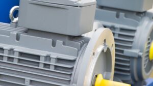 Servo Motor vs Normal Motor: Key Differences Explained