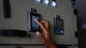 PLC Analog Input & Output: Testing & Troubleshooting Guide