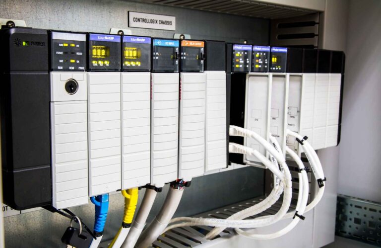 PLC vs SCADA vs DCS: Key Differences Explained